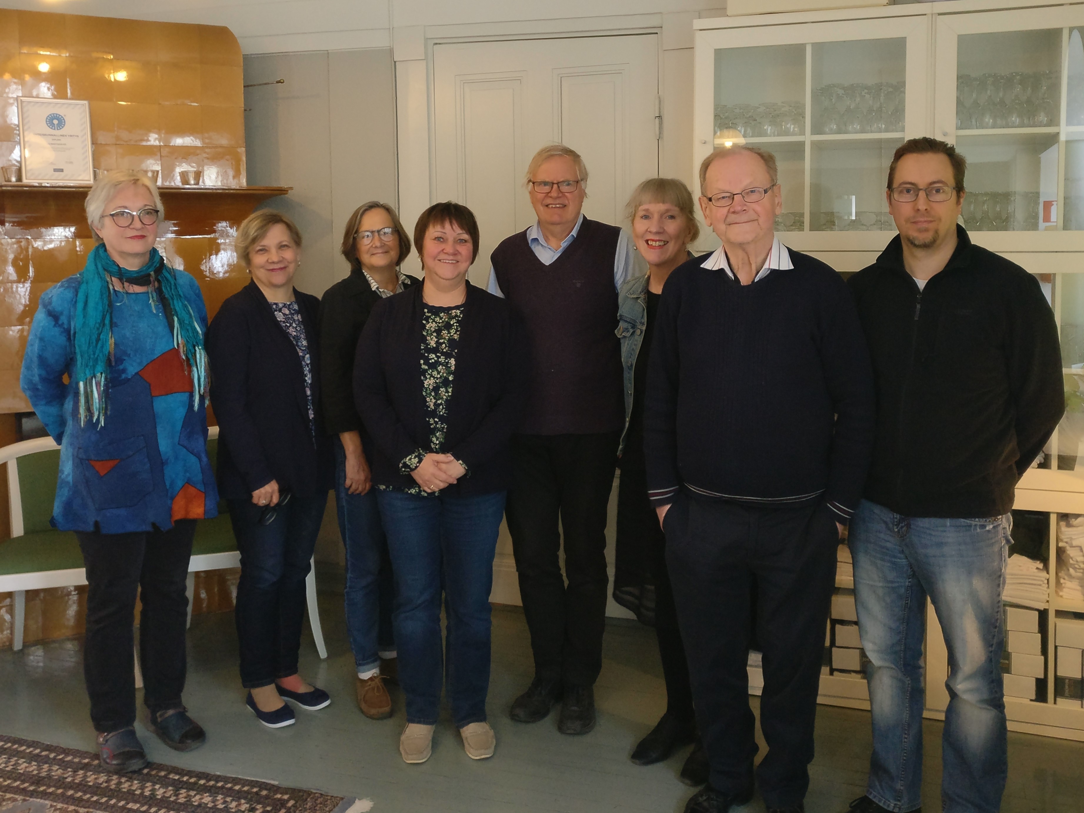 Uusi hallitus esittäytyy - Lilinkotisäätiö